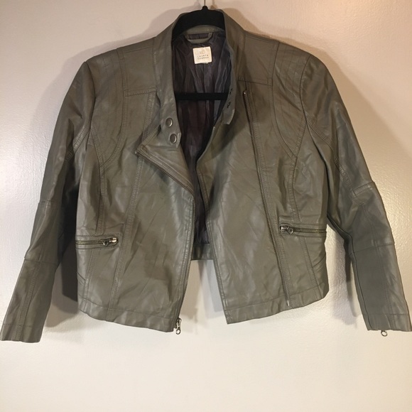 LC Lauren Conrad | Jackets & Coats | Lauren Conrad Faux Leather Cropped ...